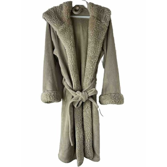 Pottery Barn | Intimates & Sleepwear | Pottery Barn Plush Sherpa Hooded ...